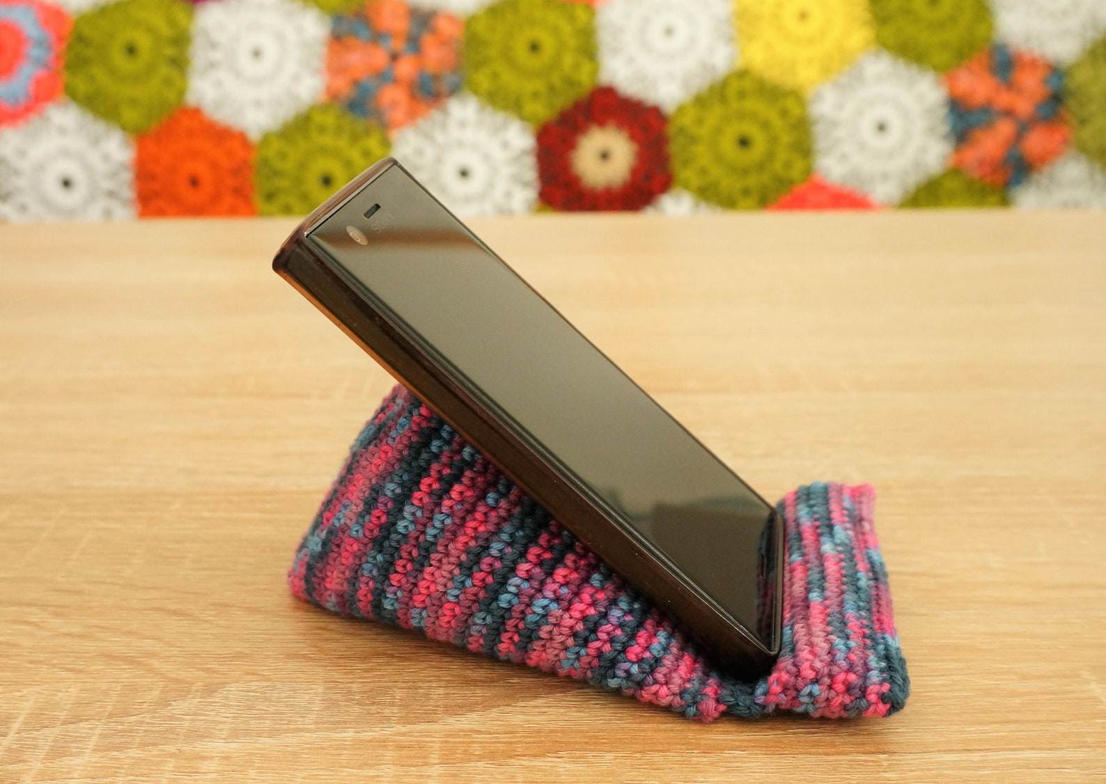 PATTERN - Crochet Mobile Phone Stand / Crochet Phone Stand Tutorial ...