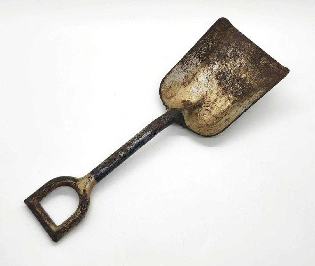 Rusty Metal Sand Pail Shovel / 1950's - Etsy