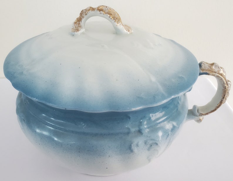 Vintage Chamber Pot With Lid - Etsy