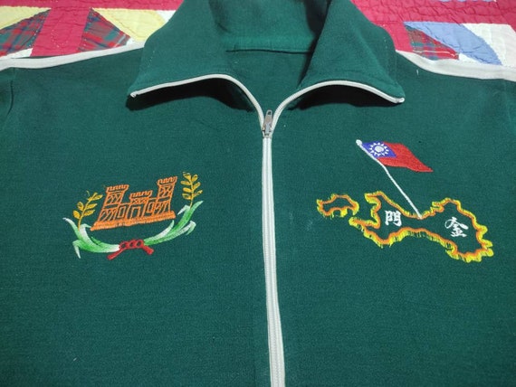 vintage souvineer flying tiger embroidery - Gem