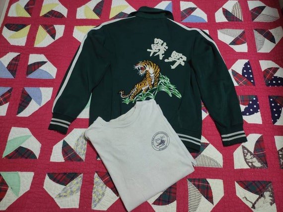 vintage souvineer flying tiger embroidery - Gem