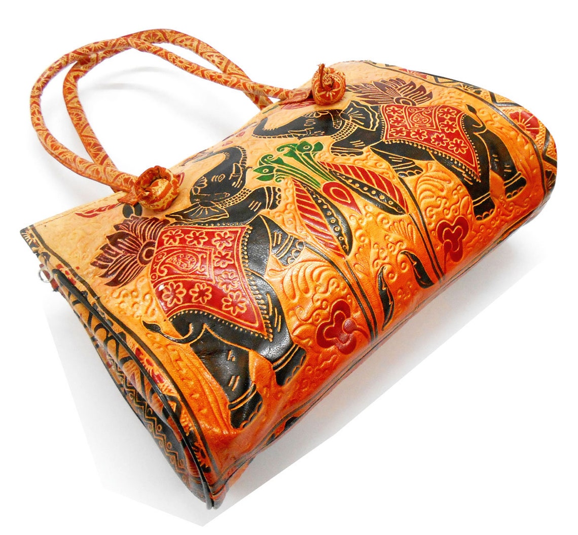 Twin Royal Elephants Design Ethnic Hand Embossed Shantiniketan Leather ...