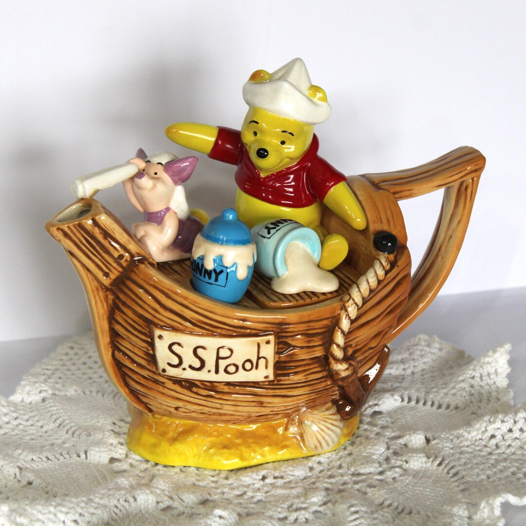 RARE Disney Showcase Collection Captain Pooh Teapot 2001 Cardew Limited ...