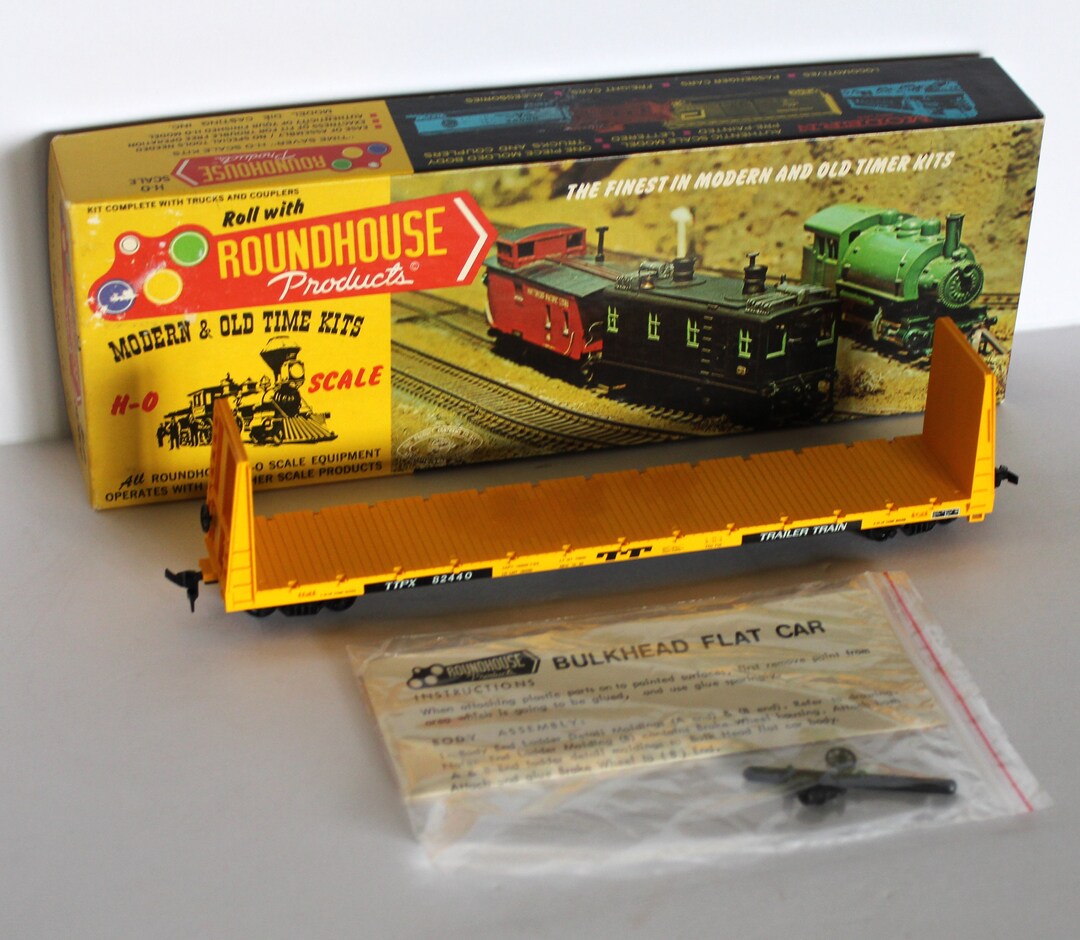 Roundhouse Ho Scale 1301 60' BULKHEAD Flat Car Trailer Train TTPX 82440 ...