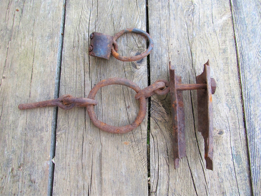 Antique 1800's Hitching Post Horse Tether Iron Tie Rings - Etsy