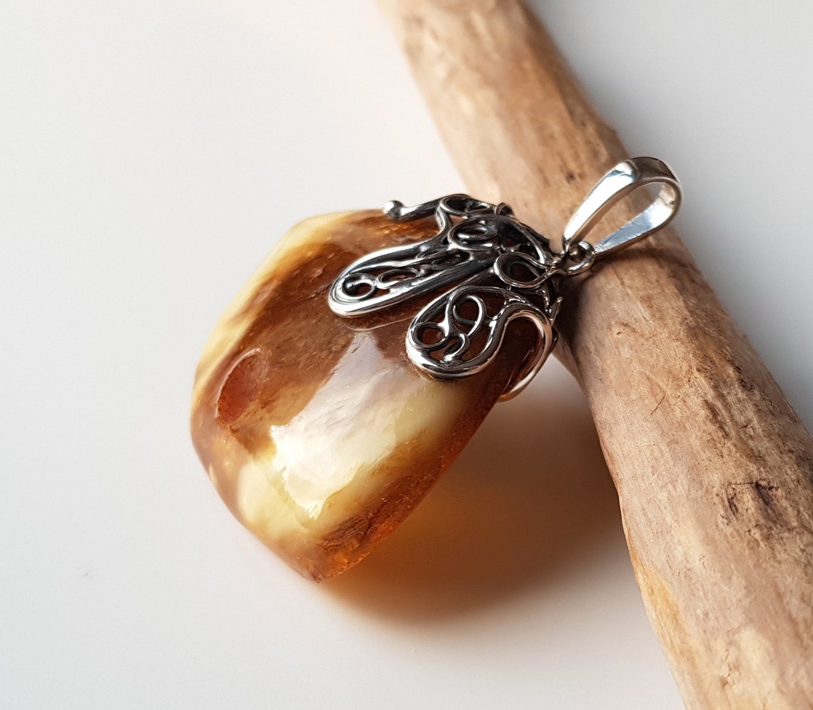 Énorme, pendentif brut en ambre de la Baltique, pendentif ambre blanc ...