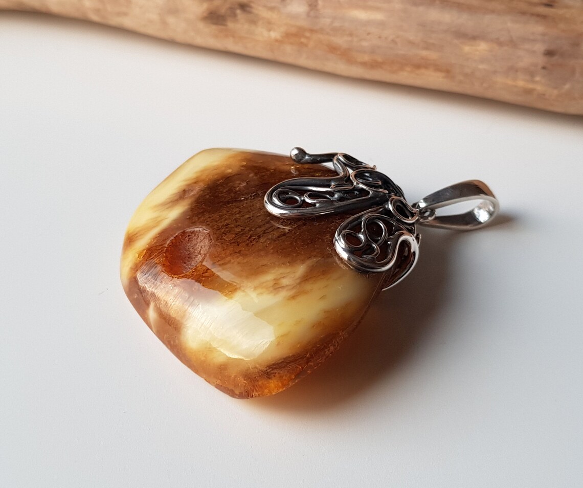 Énorme, pendentif brut en ambre de la Baltique, pendentif ambre blanc ...