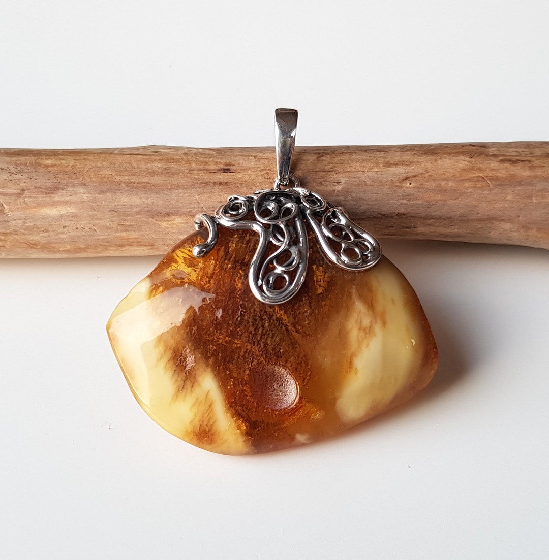 Énorme, pendentif brut en ambre de la Baltique, pendentif ambre blanc ...