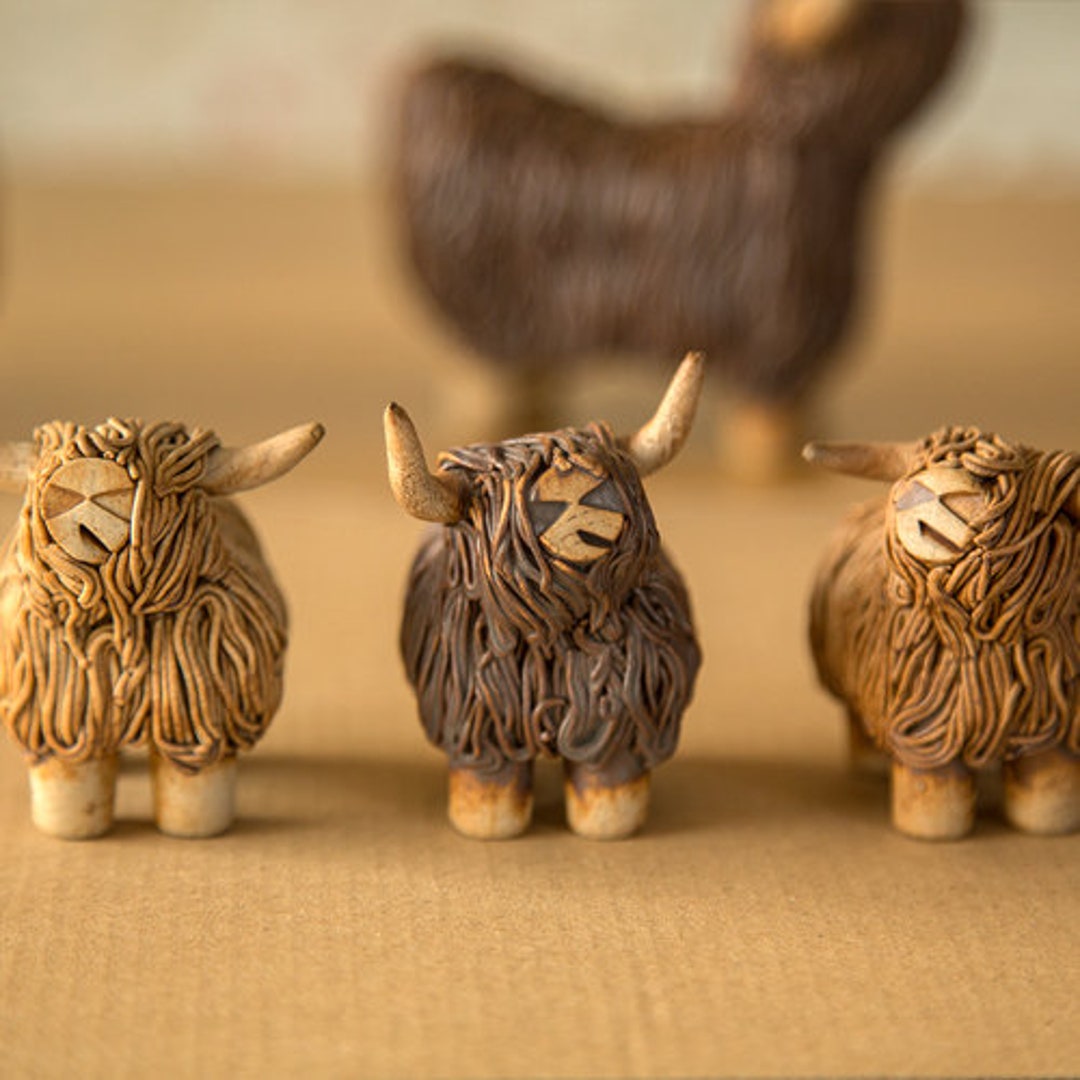 Small Pottery Highland Cow - Etsy