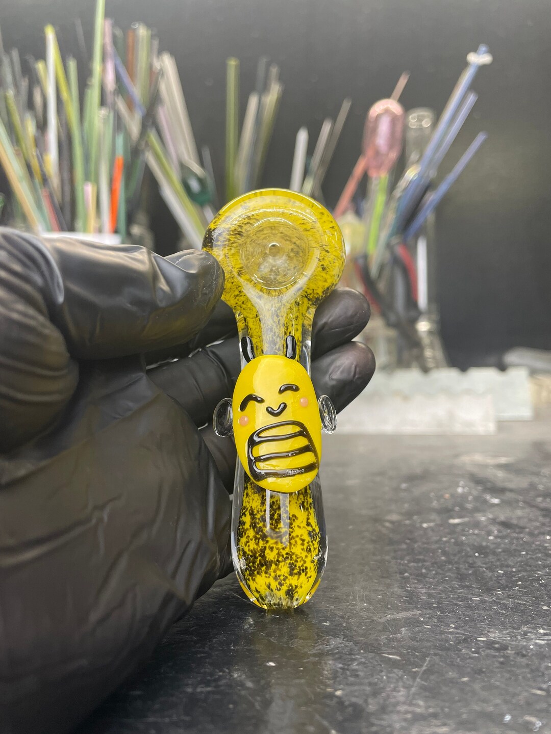 Adorable Bumble Bee Glass Pipe - Etsy