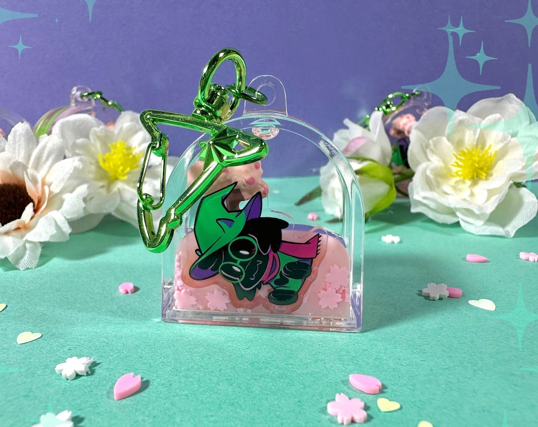 Ralsei Deltarune Liquid Shaker Keychain - Acrylic Charm 1.5in. - Etsy