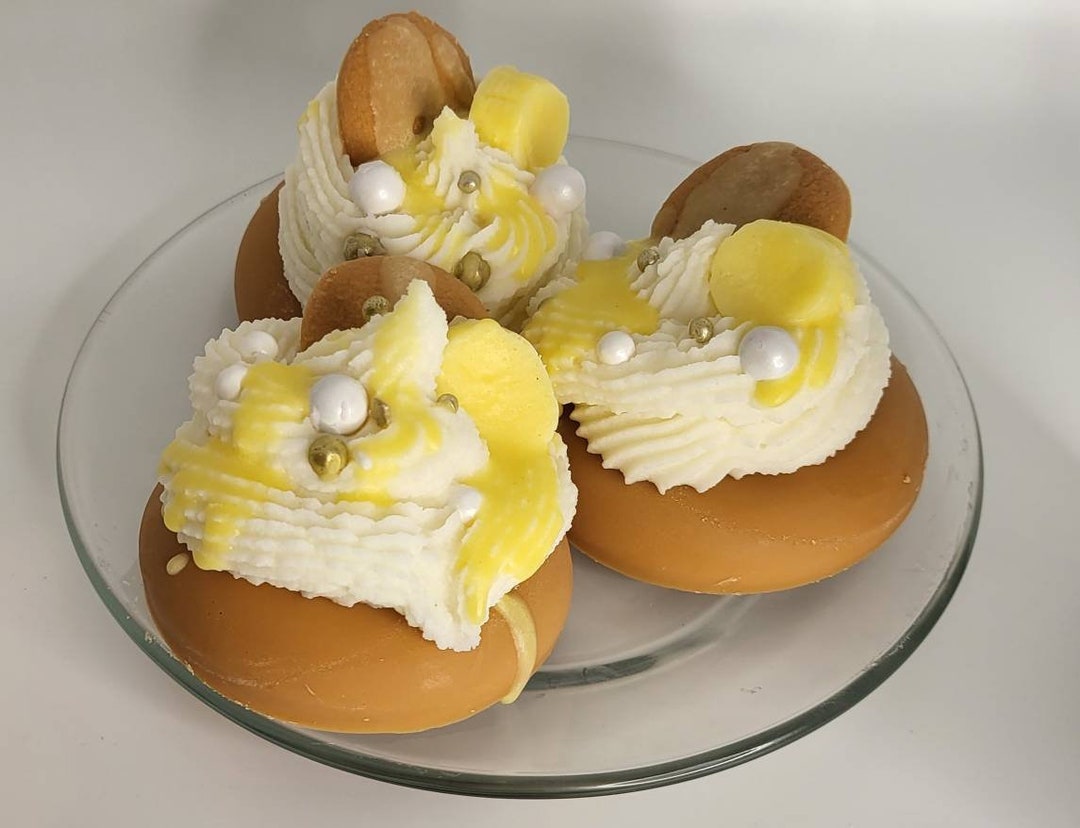 Banana Pudding Donut Wax Melts Fake Food Food Shape Wax Melt Banana ...