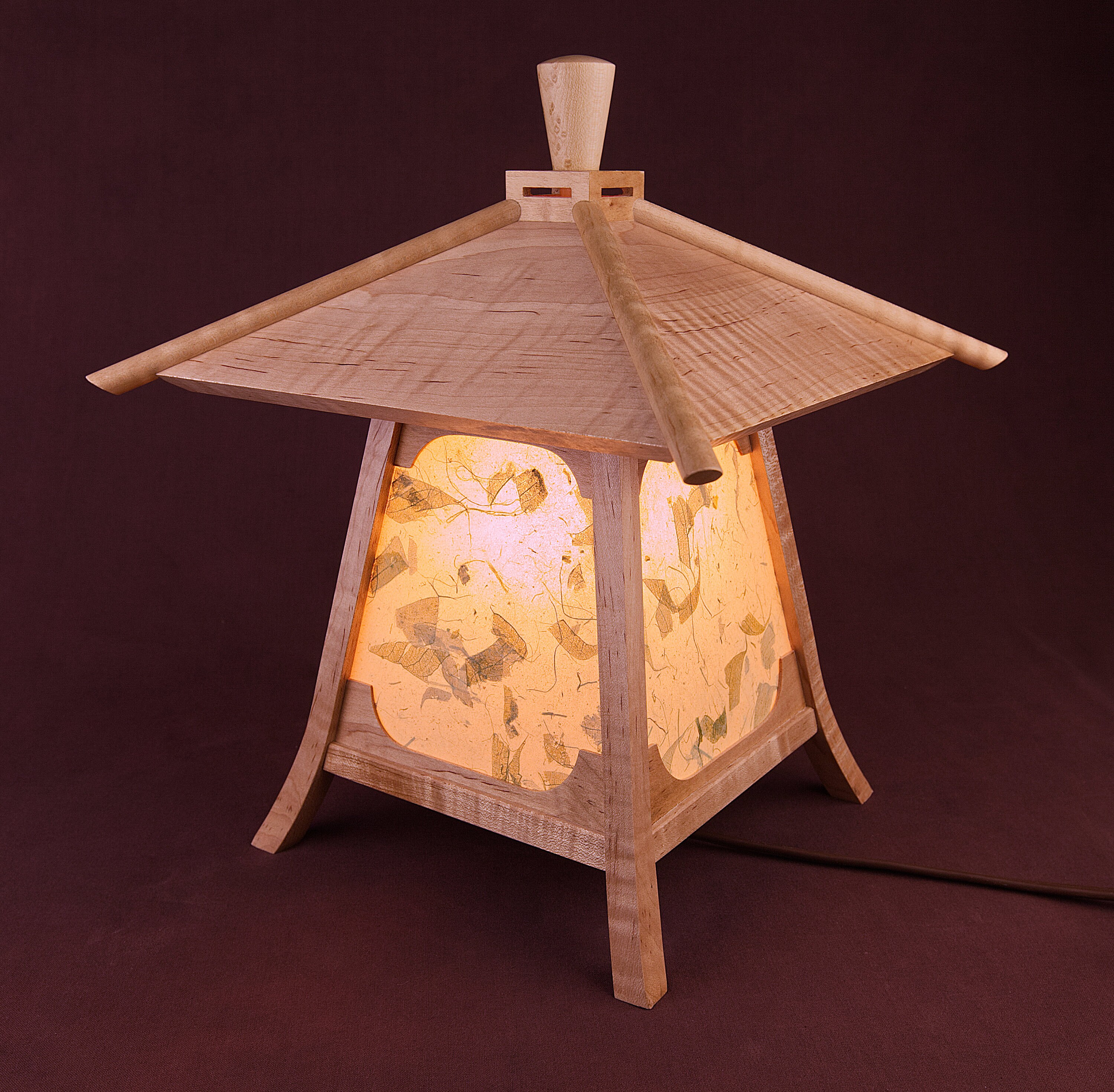 Japanese Lamp / Lantern in Curly Maple Wood -"kodama" (forest Spirit ...