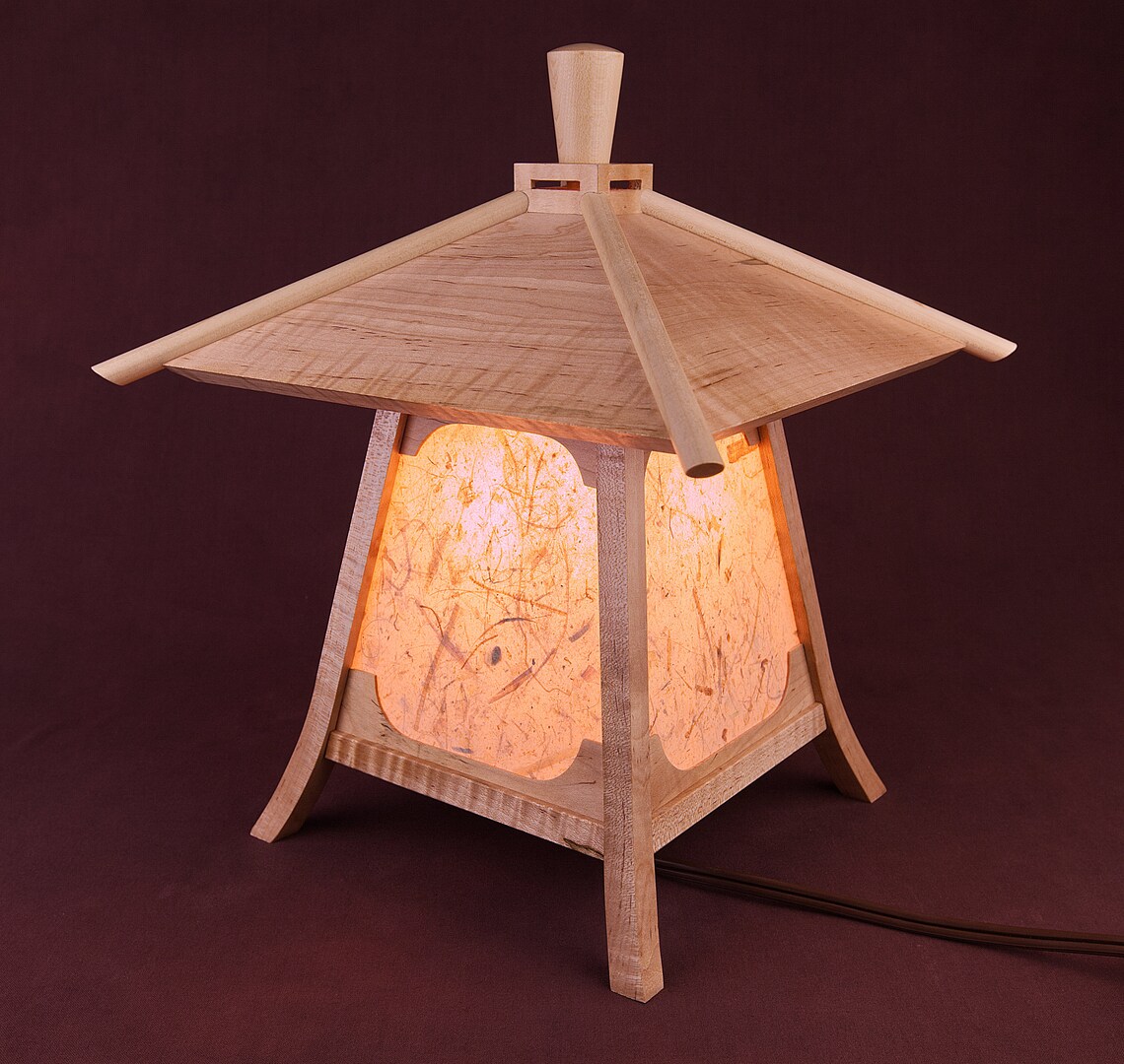 Japanese Lamp / Lantern in Curly Maple Wood kodama forest Spirit - Etsy
