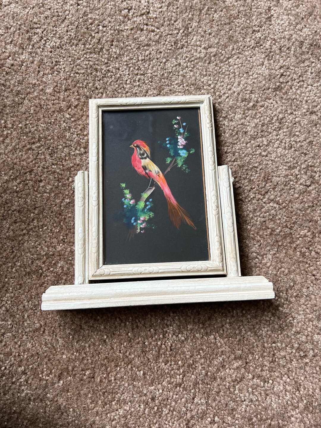 Picture of Bird in Wooden Swivel Frame ~ Incase in Glass Bird Sitting ...