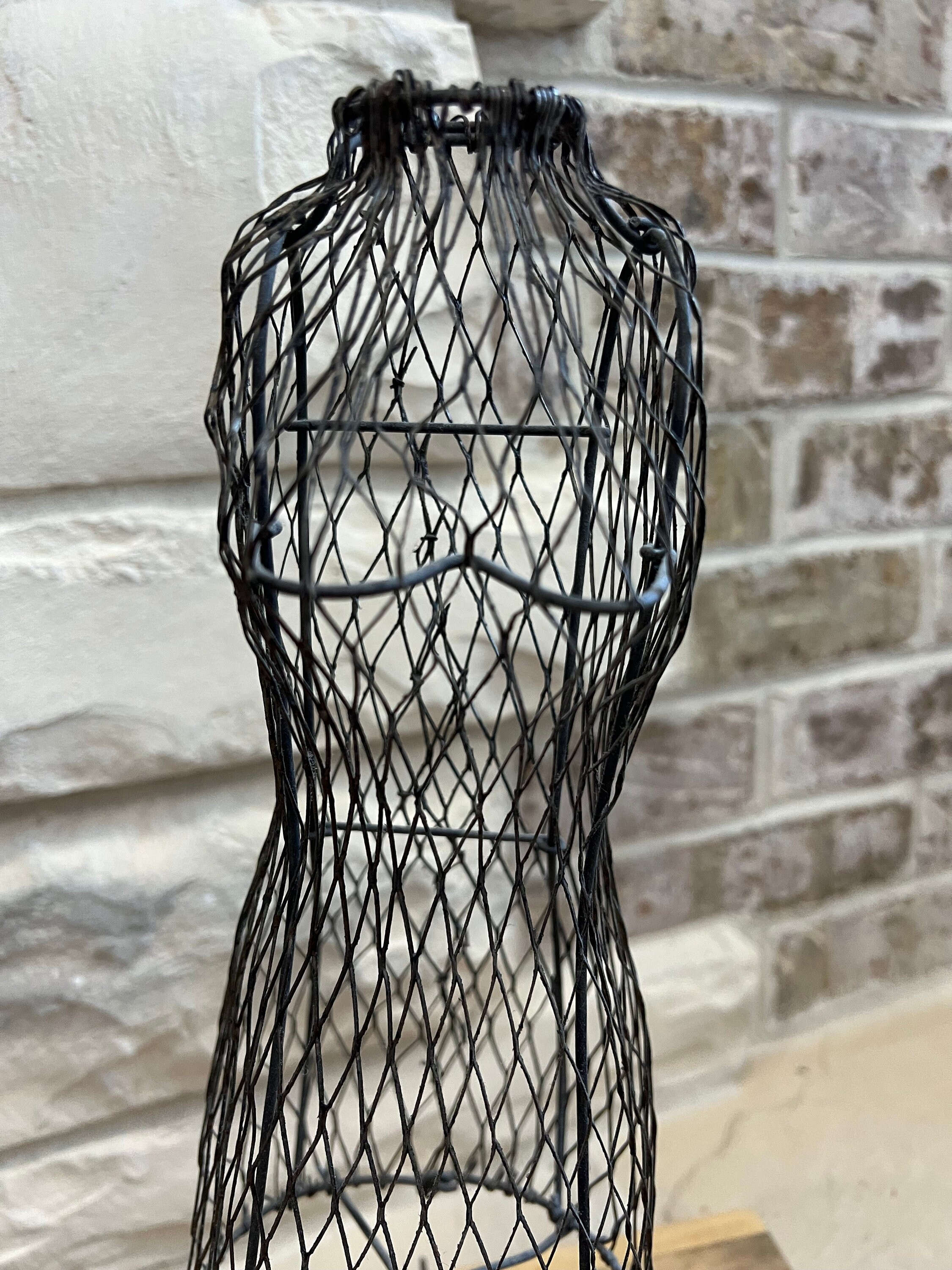Antique Wire Mannequin Bust Vintage Mannequein Made of Wire With ...