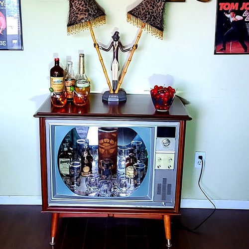 Vintage 1960's RCA Victor TV Bar With Bluetooth and LED - Etsy