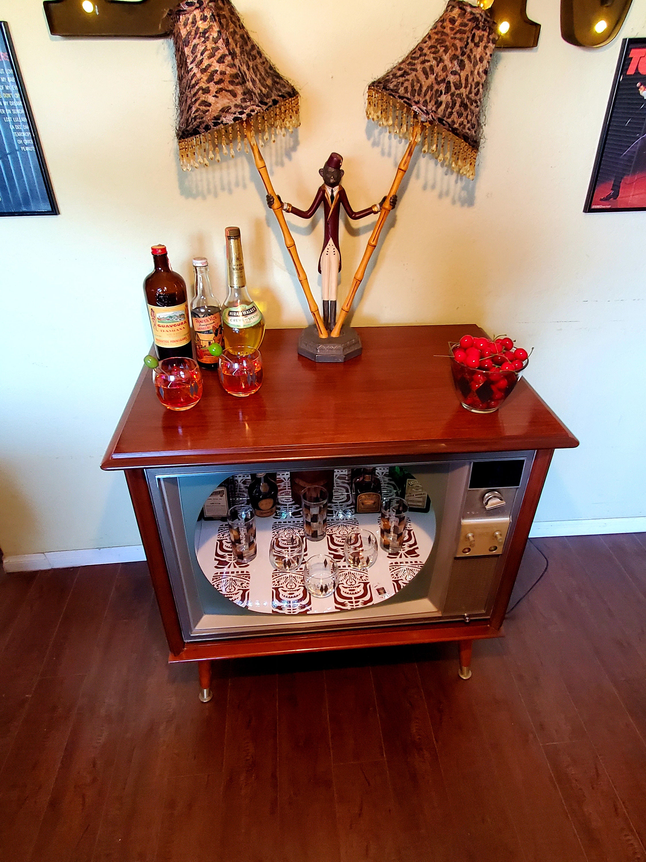 Vintage 1960's RCA Victor TV Bar With Bluetooth and LED - Etsy