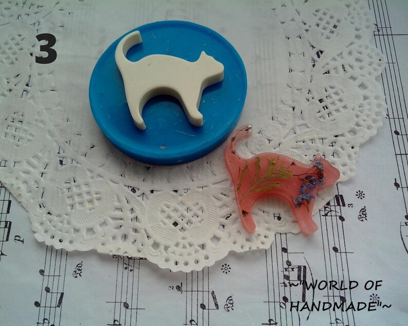 Silicone Molds of Pendants in the Form of Cats. Molds for Jewelry Resin ...