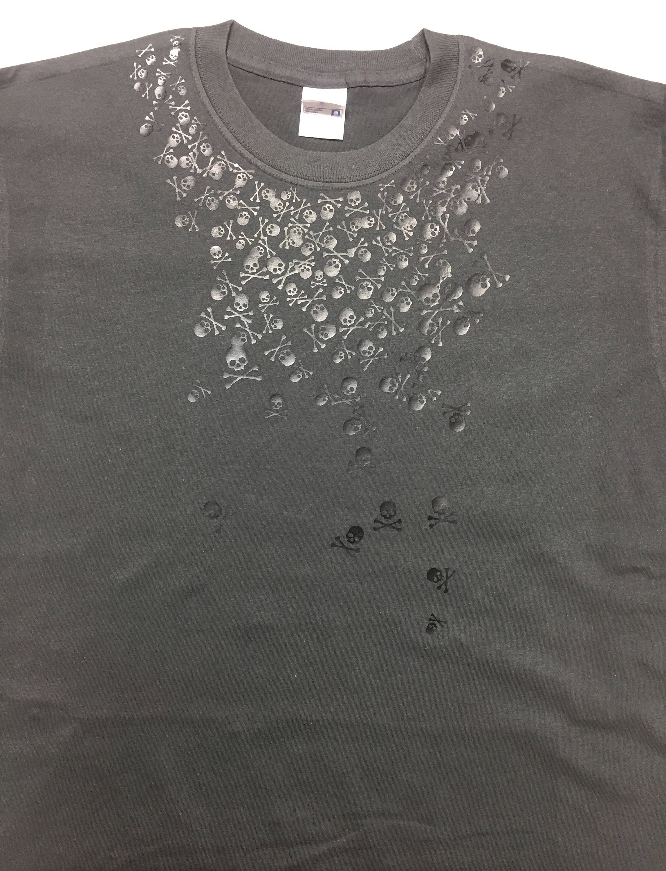 Noctis Skulls T-shirt - Bold, Edgy, and Unique Final Fantasy Noctis ...