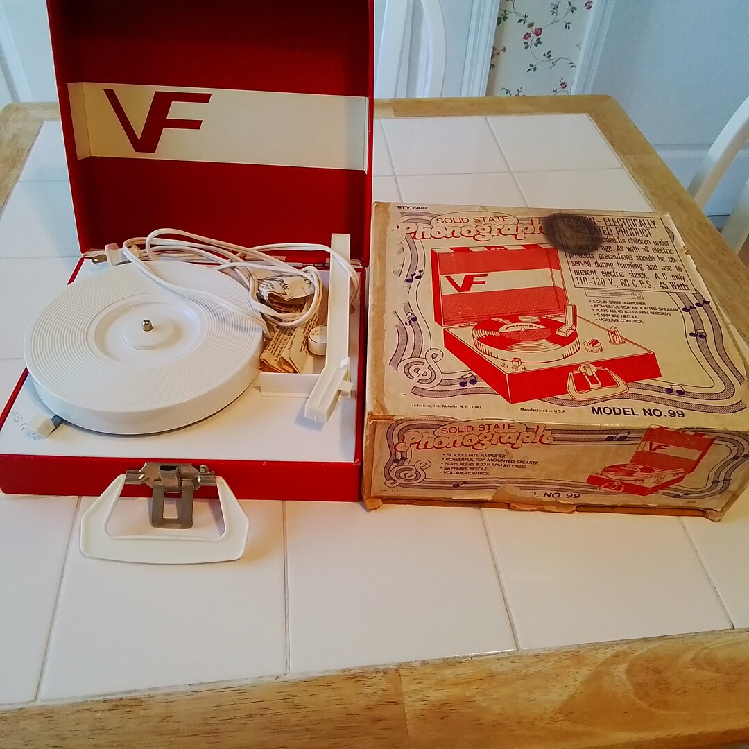 Vanity Fair Solid State Phonograph Record Player, Vintage Plays 33 and ...