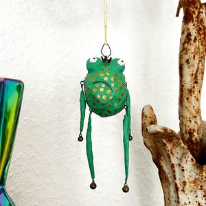 Grumpy Frog, hängender Frosch, Froschglöckchen, Frosch zum Aufhängen ...