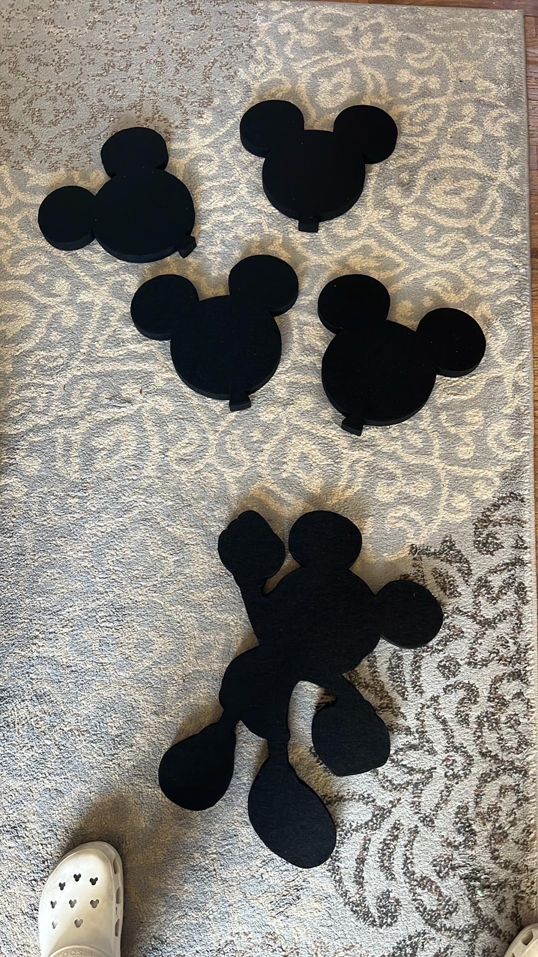 FLOATING MICKEY W/8 BALLOONS Pin Board - Etsy