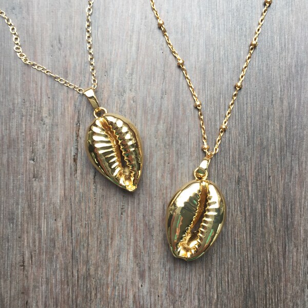Cowry Shell Necklace - Etsy