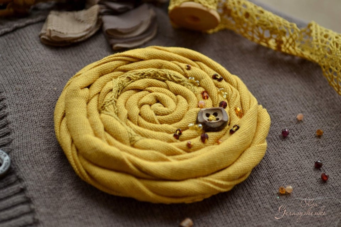 Linen Brooch Embroidered Brooch Fabric Brooch Dress Brooch - Etsy