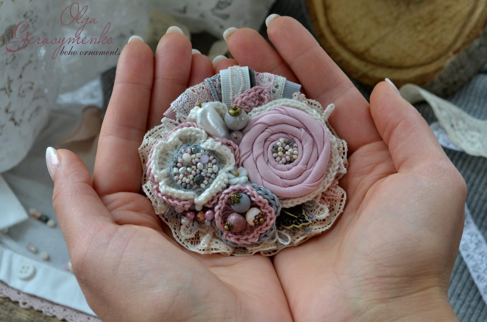 Crochet flower brooch pink brooch dress bead brooch elegant | Etsy