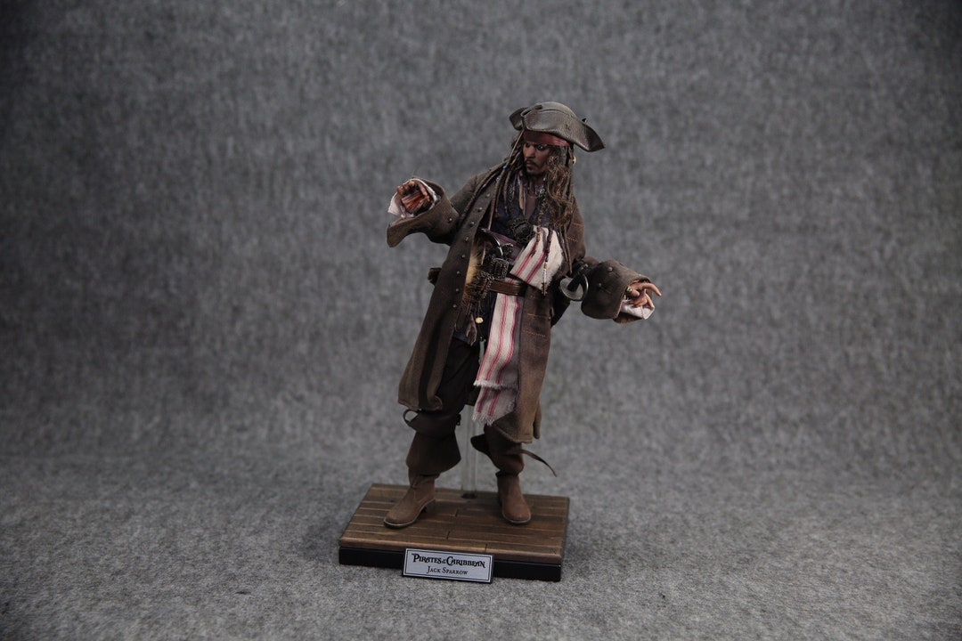 Display Stand for 1/6 Scale Figure Wood Plank Style - Etsy