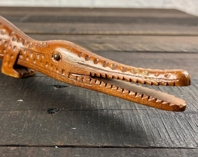 Vintage 19 Inch African Crocodile Wooden Sculpture Hand Carved Wood ...
