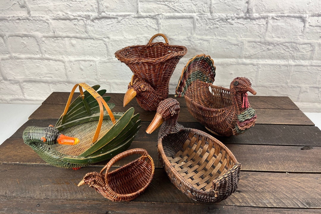 Vintage Wicker Duck Baskets Handwoven Tabletop and Wall Art Collection ...