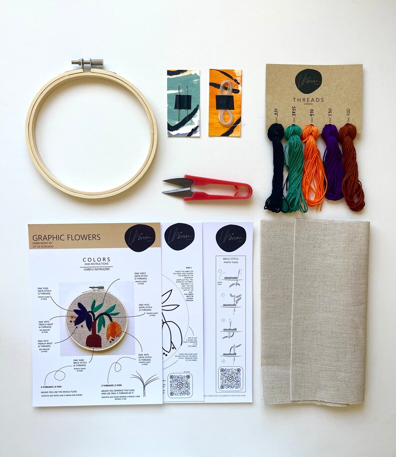 GRAPHIC FLOWERS Embroidery Kit - Etsy