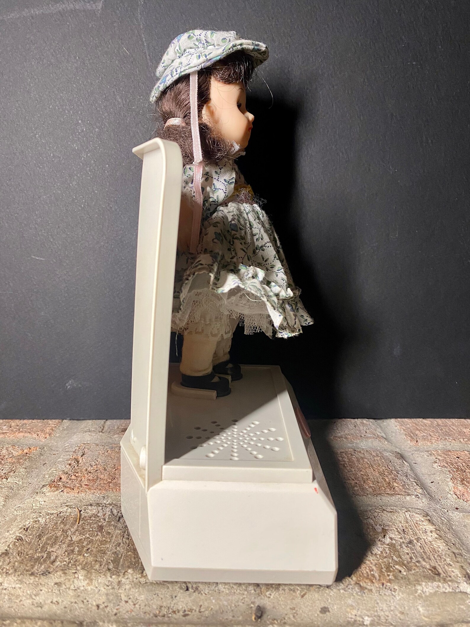 Vintage 1993 Victorian passport to Fantasy Land Doll mary Quite ...