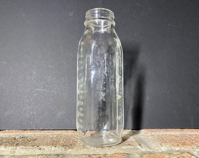 Vintage 1920s-1960s Pyrex Baby Bottle (8 Oz - Made in USA) - Antique ...