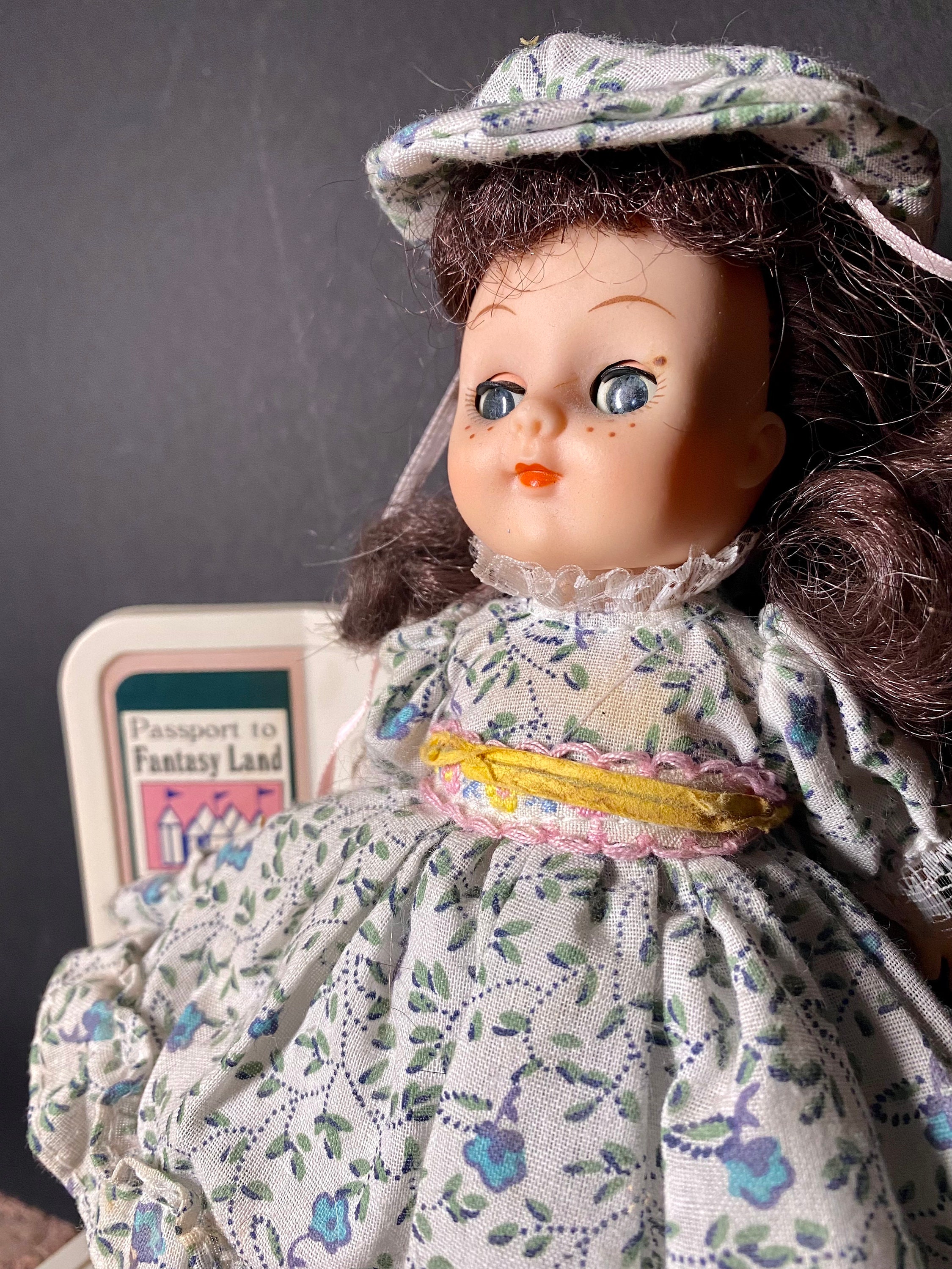 Vintage 1993 Victorian passport to Fantasy Land Doll mary Quite ...
