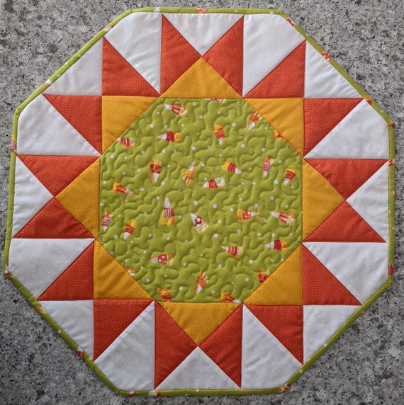 Halloween Table Topper Quilt Kit by the Fabric Addict - Etsy