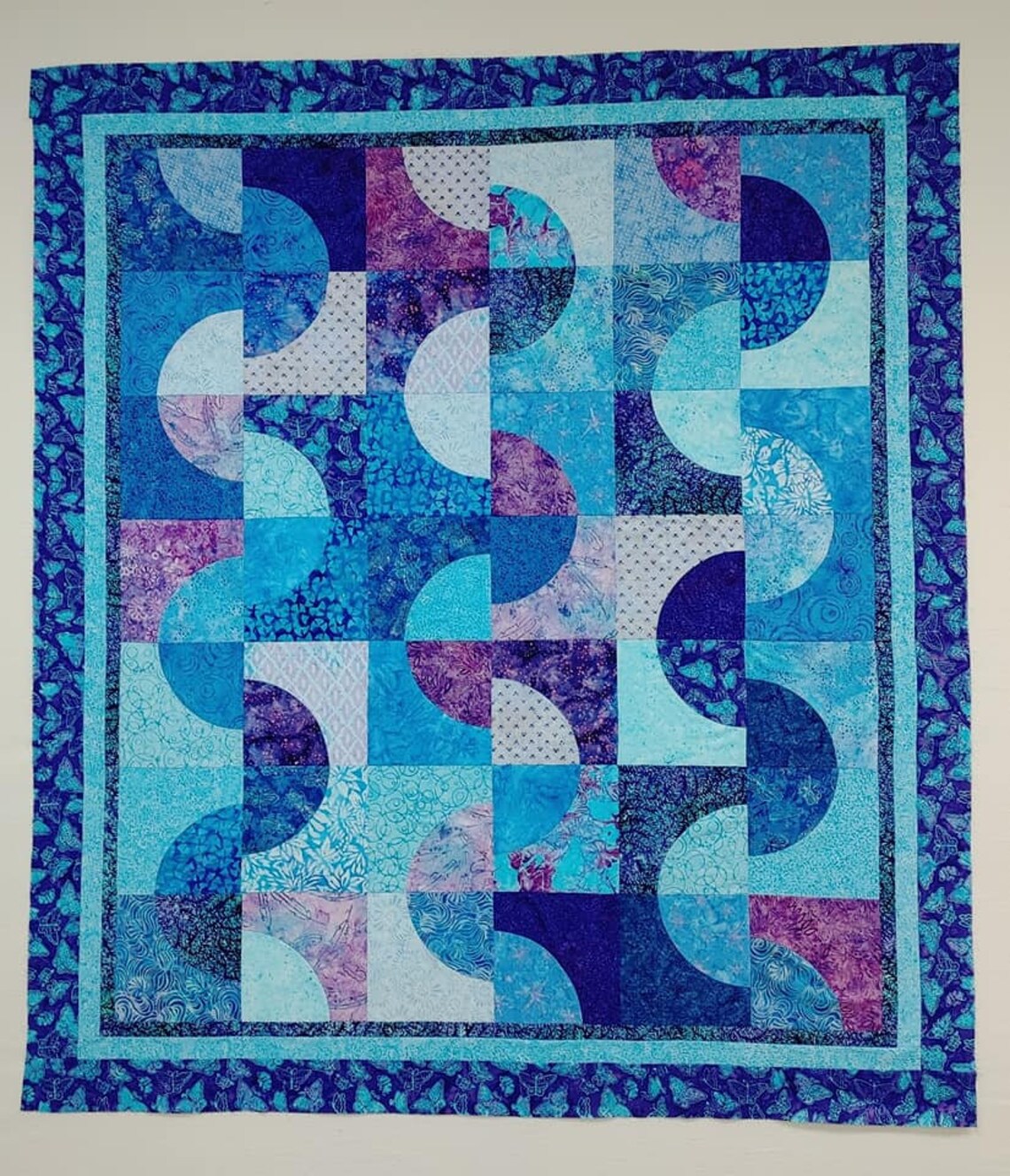 Half Moon Rising Quilt Pattern by the Fabric Addict, 2 Sizes in Pattern ...