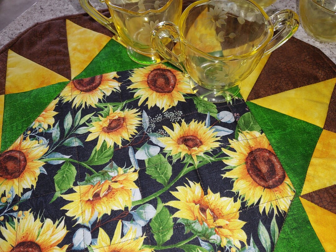 Sunflower Table Topper Kit, Sunburst - Etsy