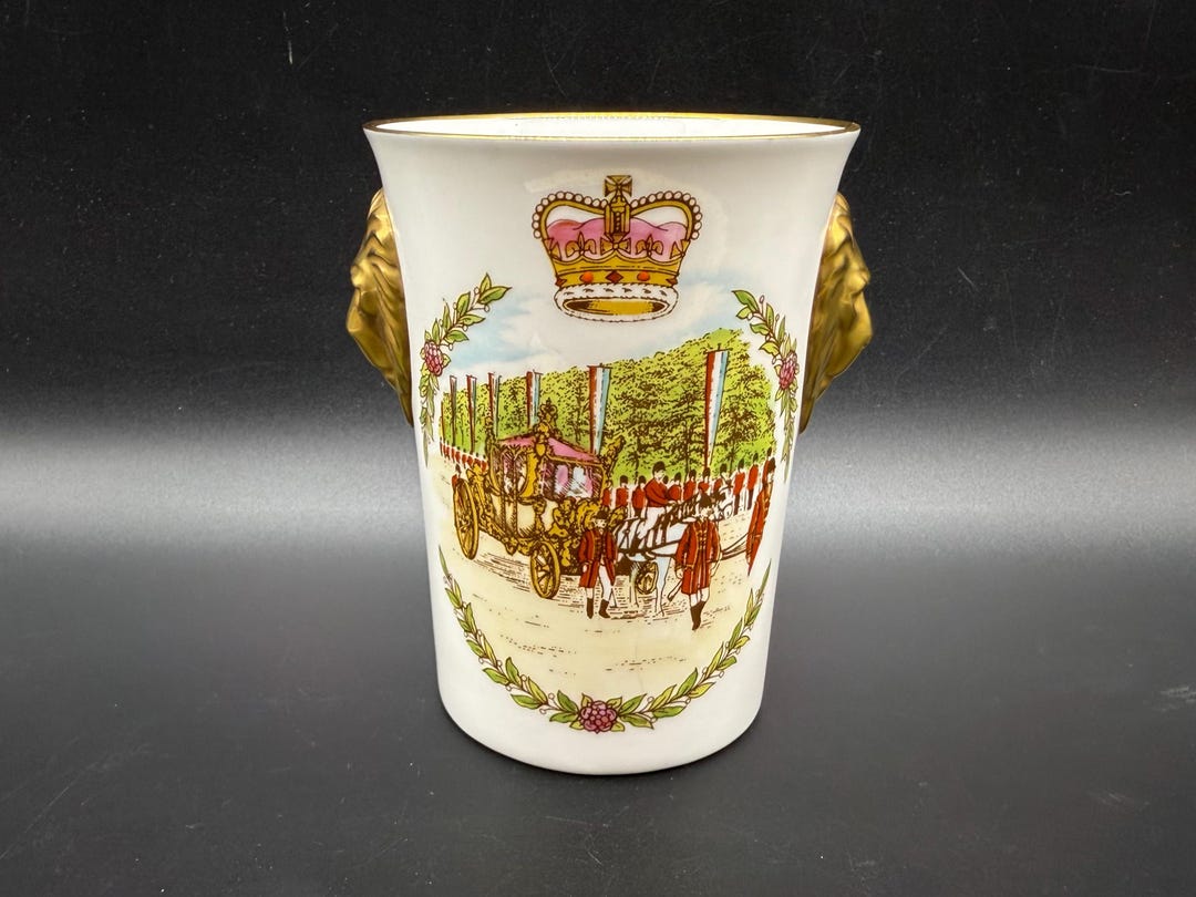 Caverswall 25th Anniversary of Coronation Lion Head Beaker Bone China ...