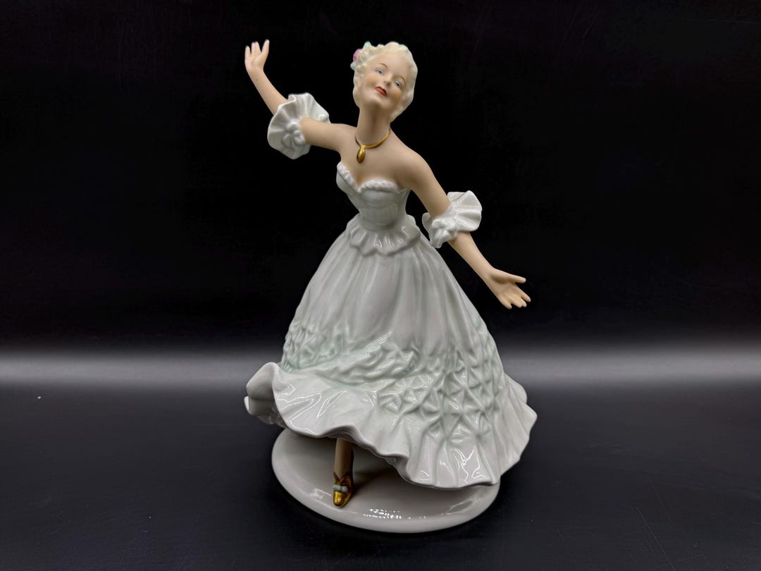 Schaubach Kunst Lady Dancer Figurine Porcelain Germany - Etsy