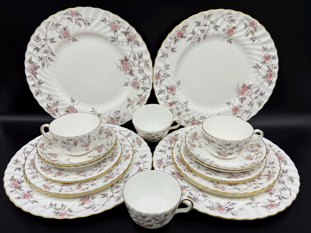 Minton Suzanne 5 Piece Place Setting X 4 Bone China England 20 Pieces ...