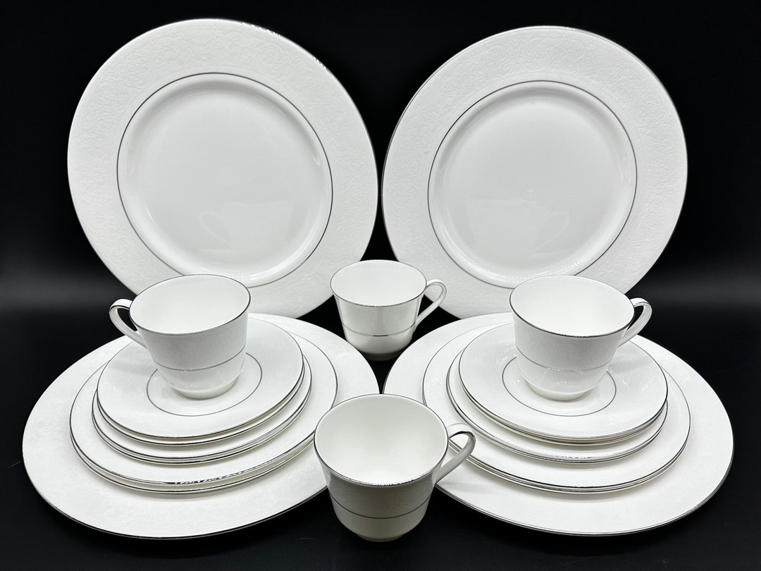 Royal Doulton Lace Point 5 Piece Place Setting X 4 Bone China England ...