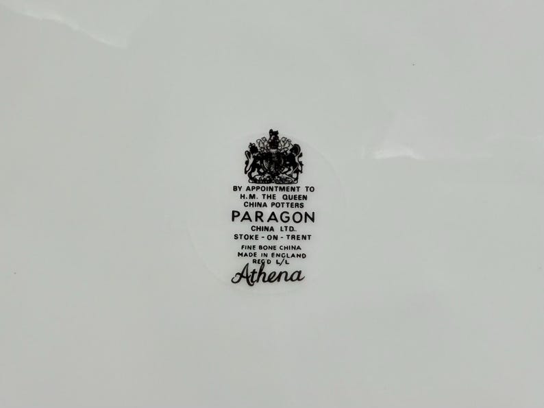 Paragon Athena 5 Piece Place Setting X 4 Bone China England 20 Pieces ...