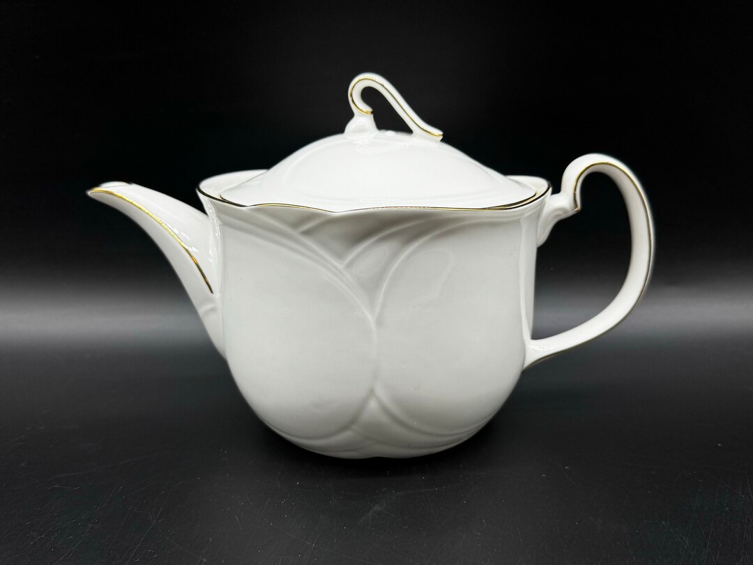 Royal Doulton H5174 Tiara Teapot Bone China England - Etsy