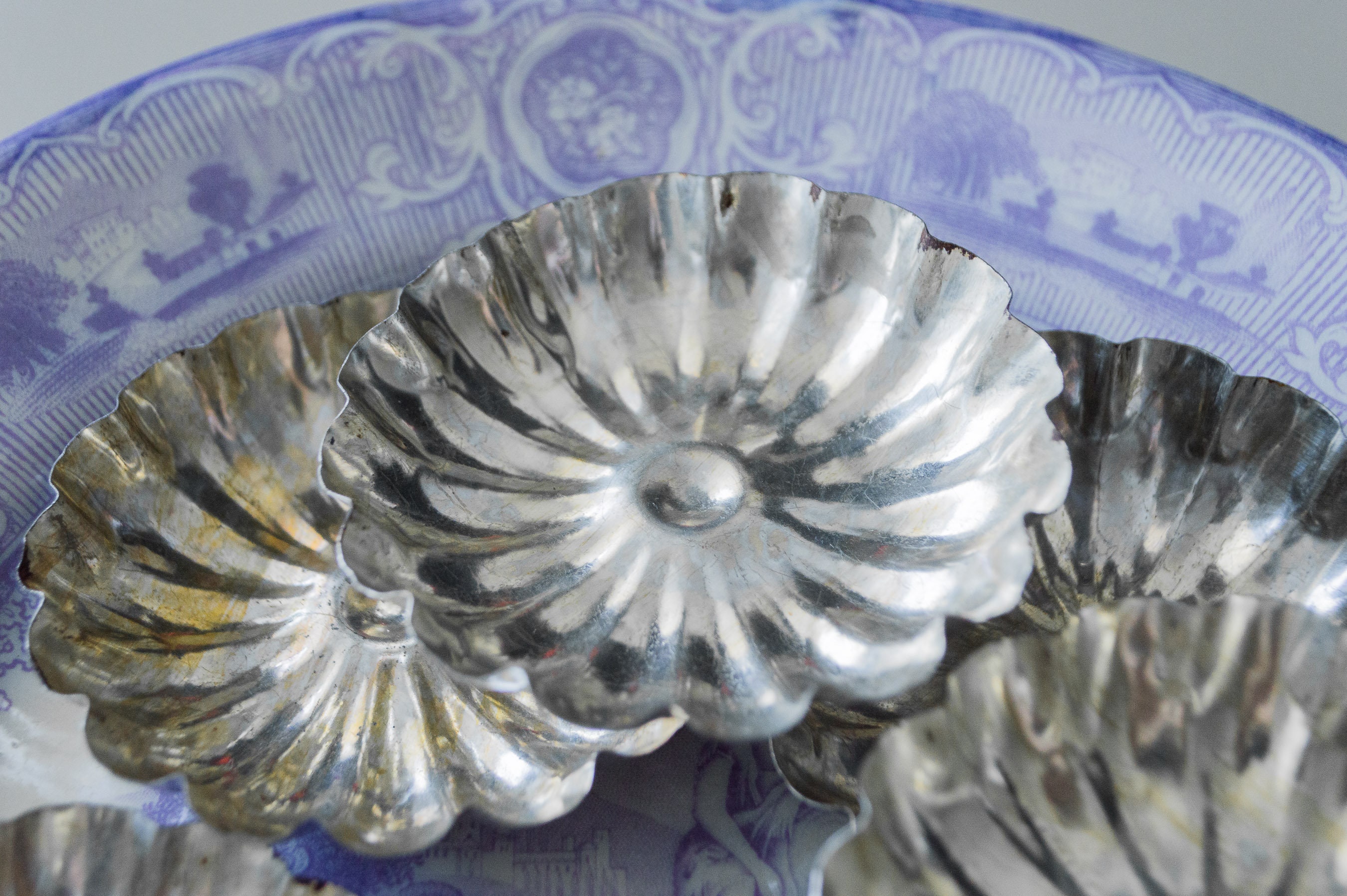 Baking Molds Shabby Worn Fluted Floral Shallow Jello Food Photo Props ...
