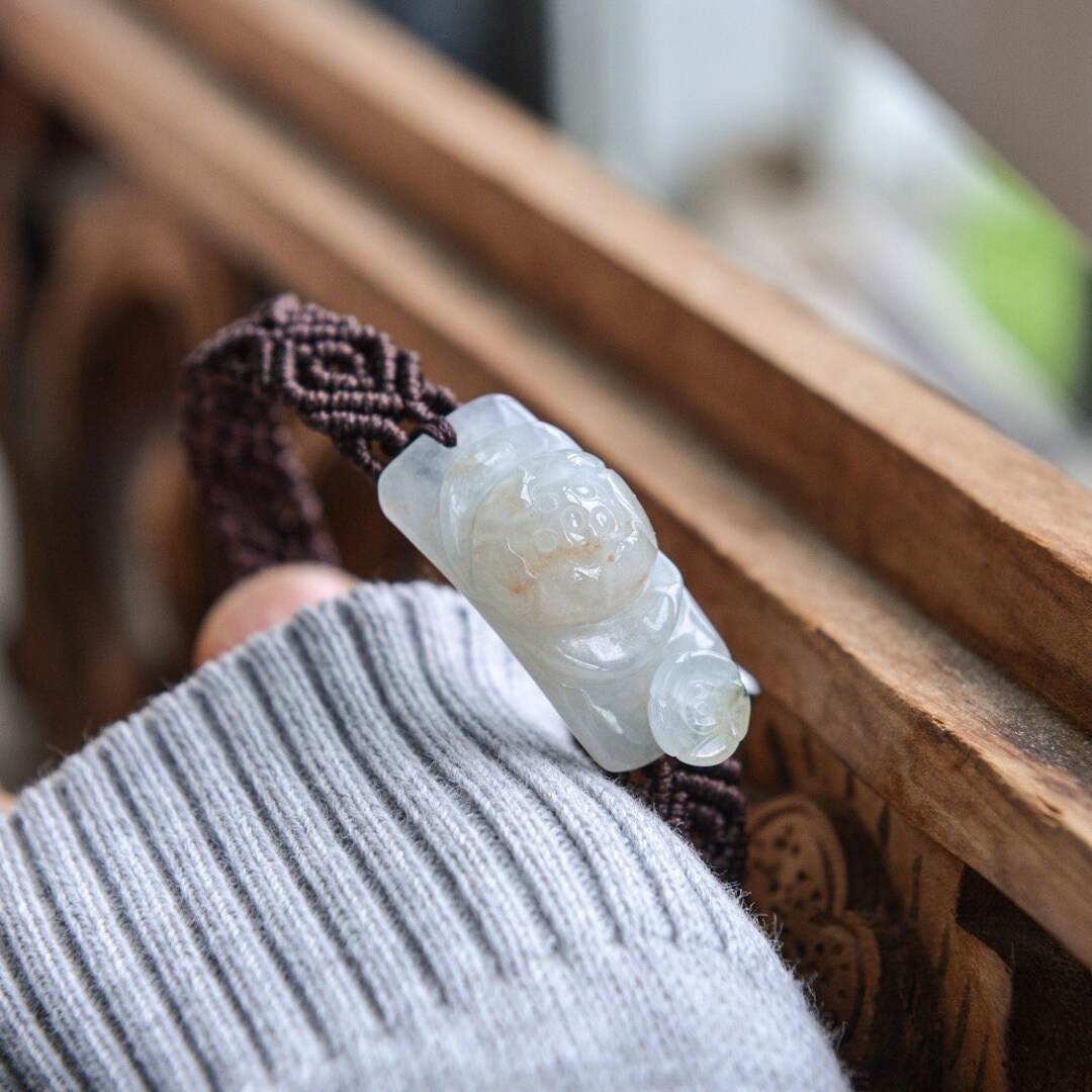 Natural Type A Jadeite Jade Flower Band Knotted Bracelet. Traditional ...