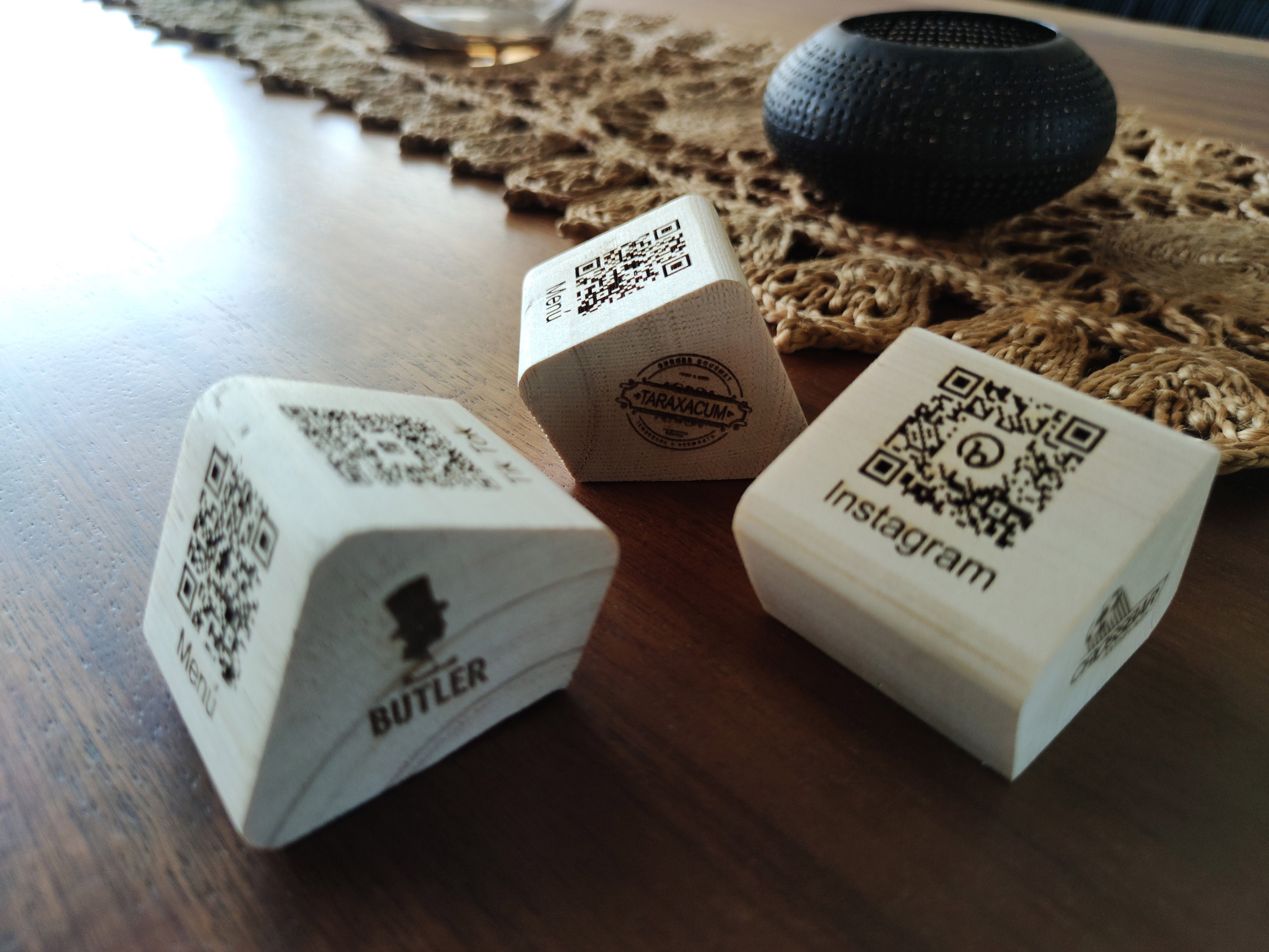 10 Contactless Scannable Digital QR Menu for Bar and Restaurants ...