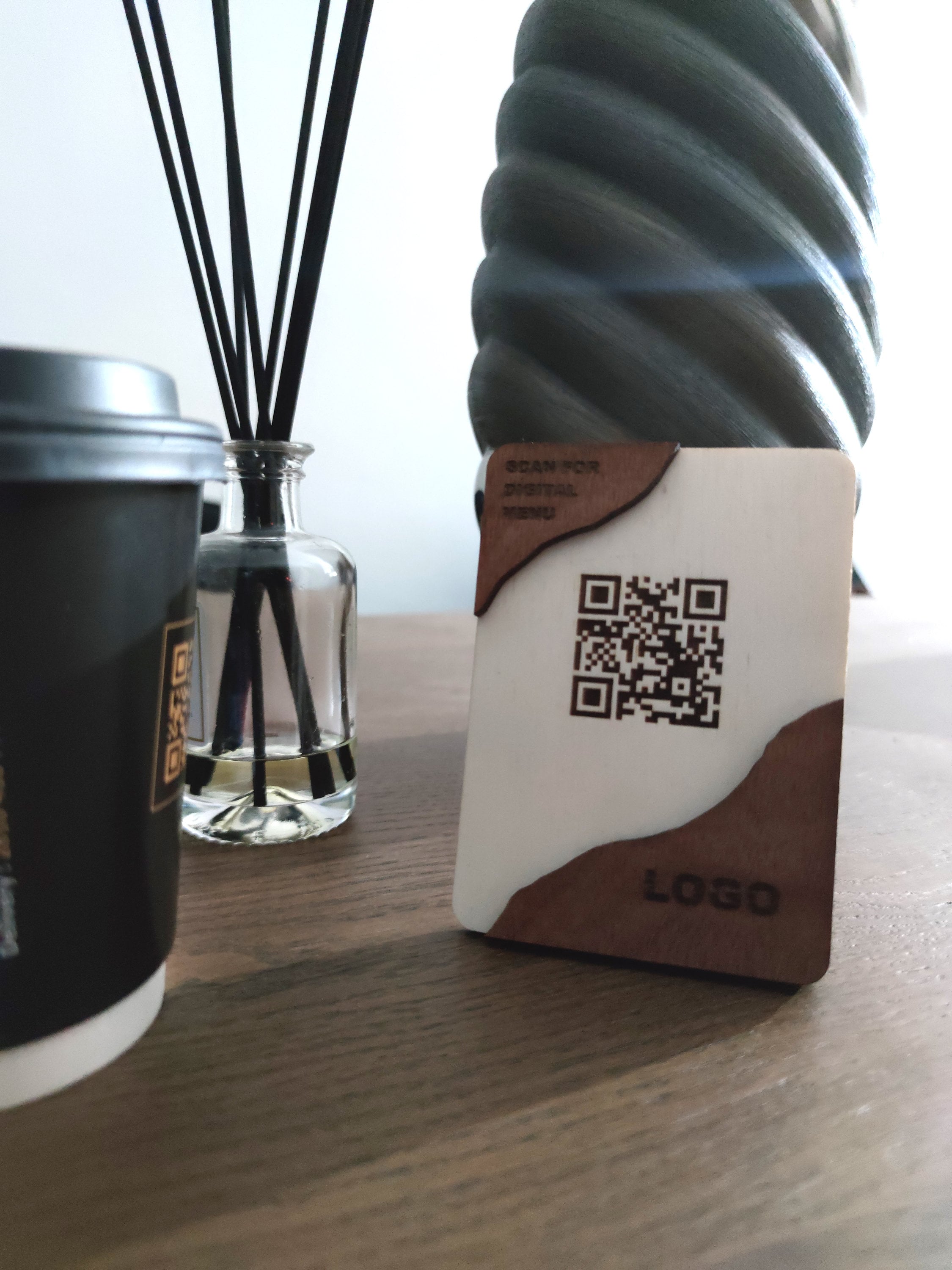 10 QR Code Menu Stand for Restaurant and Bar Table. Scannable Digital ...